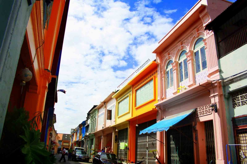 Phuket Nightlife Guide 2025: Best Bars, Clubs & Bangla Road