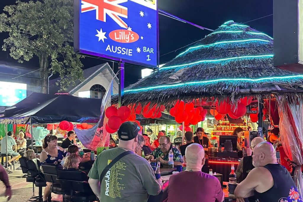 Lilly’s Aussie Bar Patong – Sports, Cold Beers & Aussie Comfort