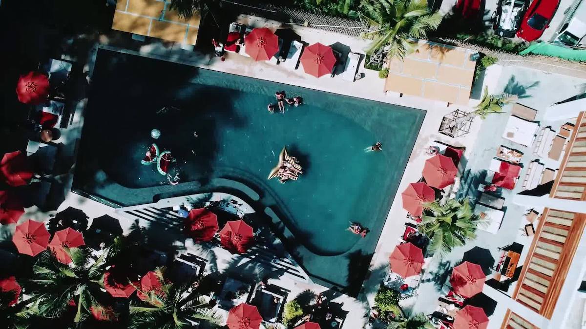 7 Reasons Why Café Del Mar Phuket Is the Ultimate Beach Club